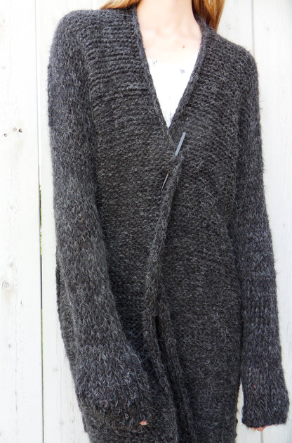 Chunky Alpaca Oversized Black/charcoal cardigan.